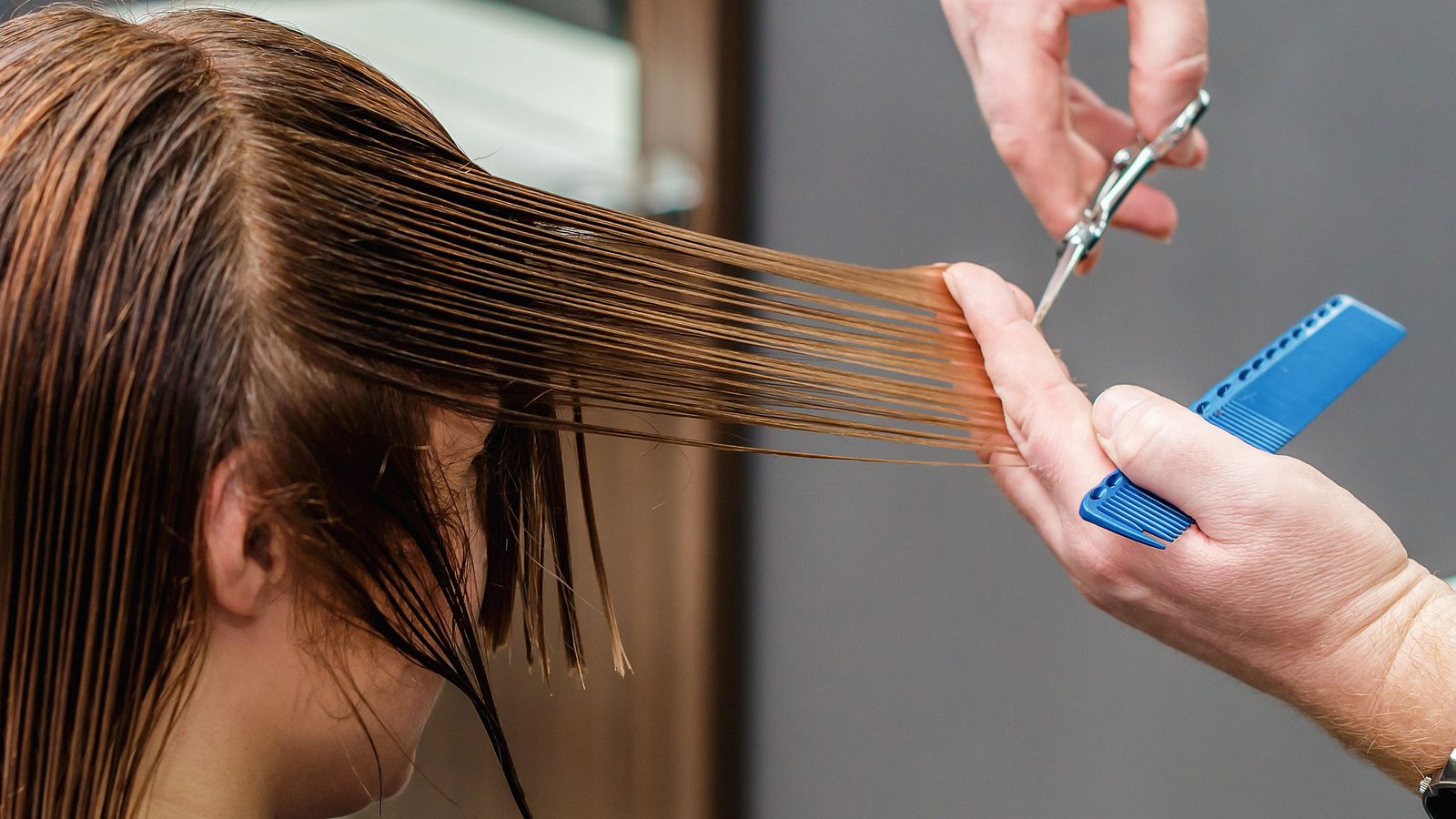 "Boho Cut" statt Bob: Diese Frisur ist 2025 der Renner | Wunderweib