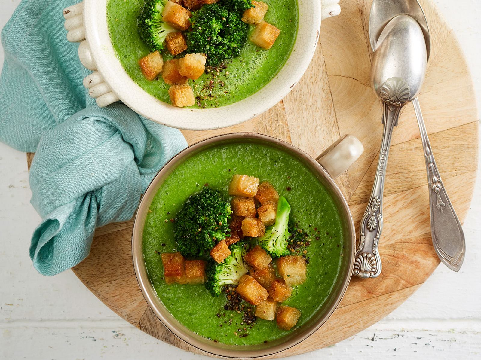 Brokkolicremesuppe: Drei Rezepte zum Genießen | Wunderweib