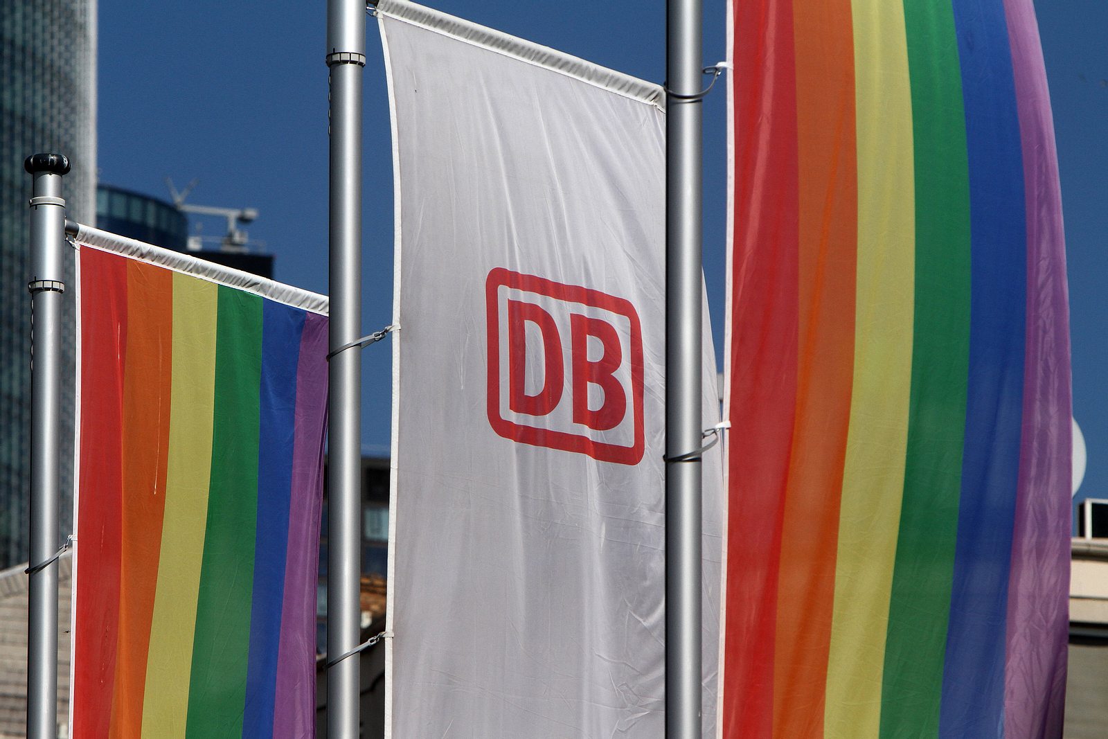 Mann Oder Frau Der Deutschen Bahn Droht 250 000 € Strafe Wunderweib