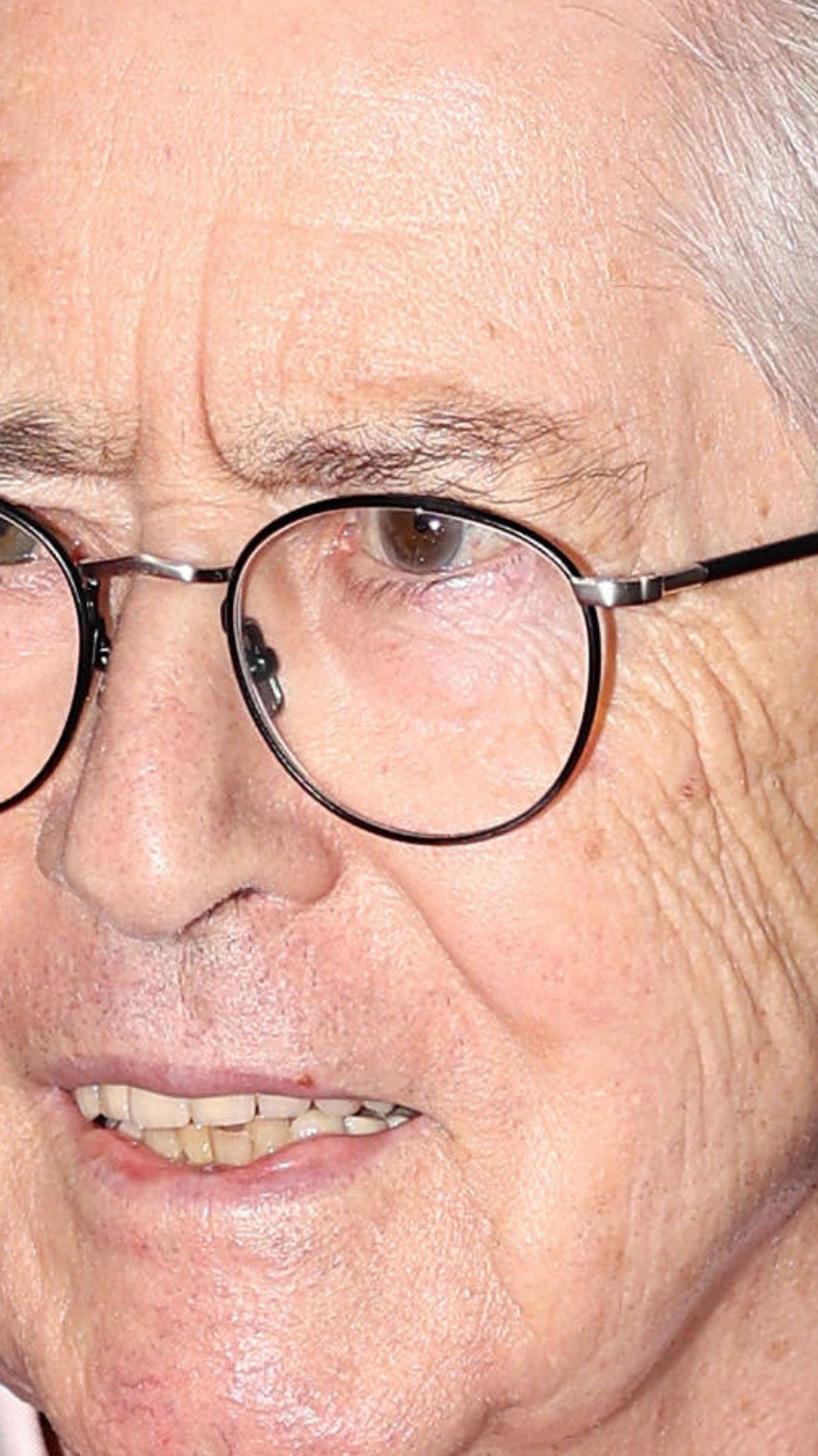 Frank Lesch's Instagram, Twitter & Facebook on IDCrawl