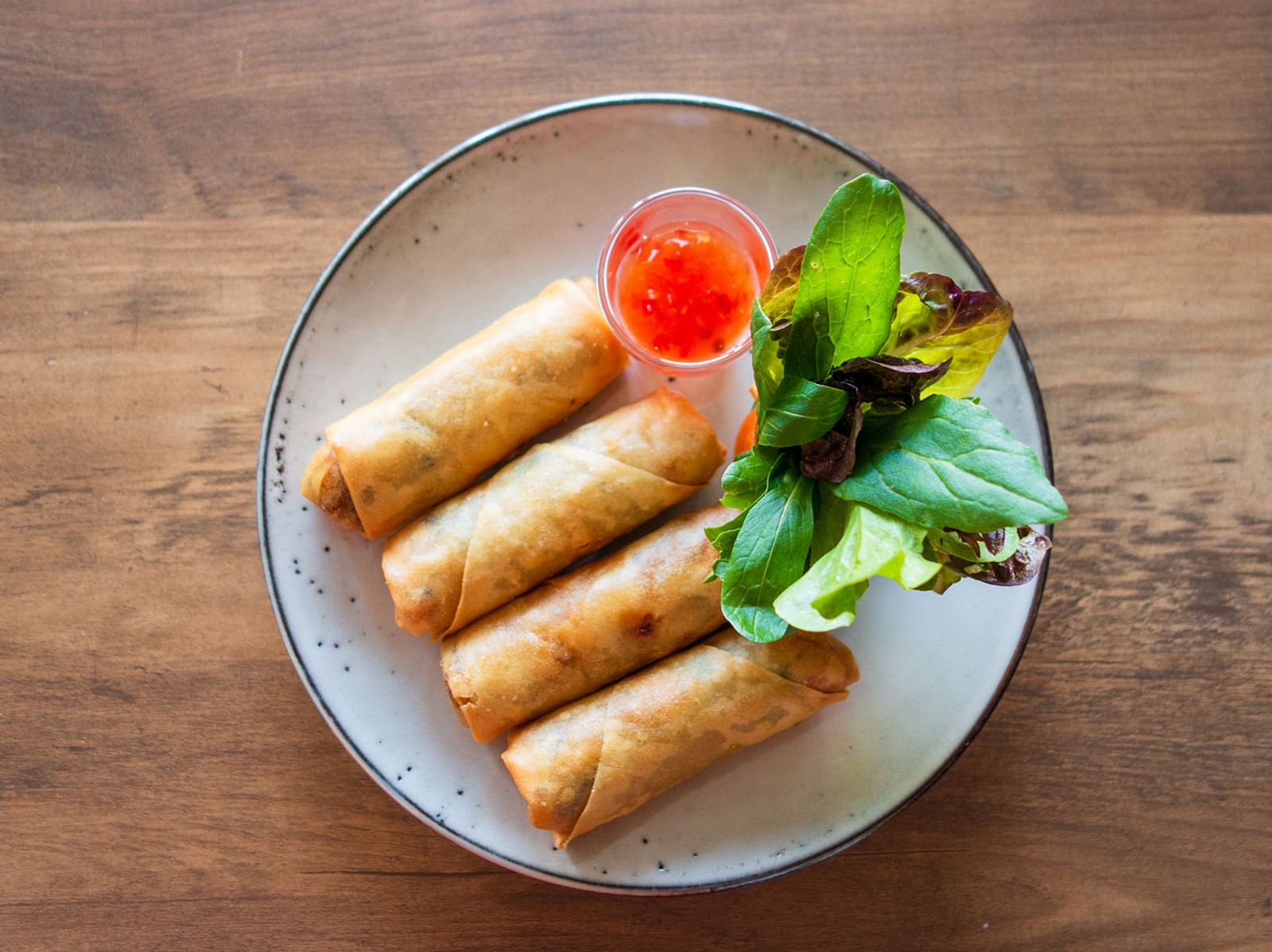 Frühlingsrollen-Rezept: Ein Klassiker und die Sommer-Variante | Wunderweib