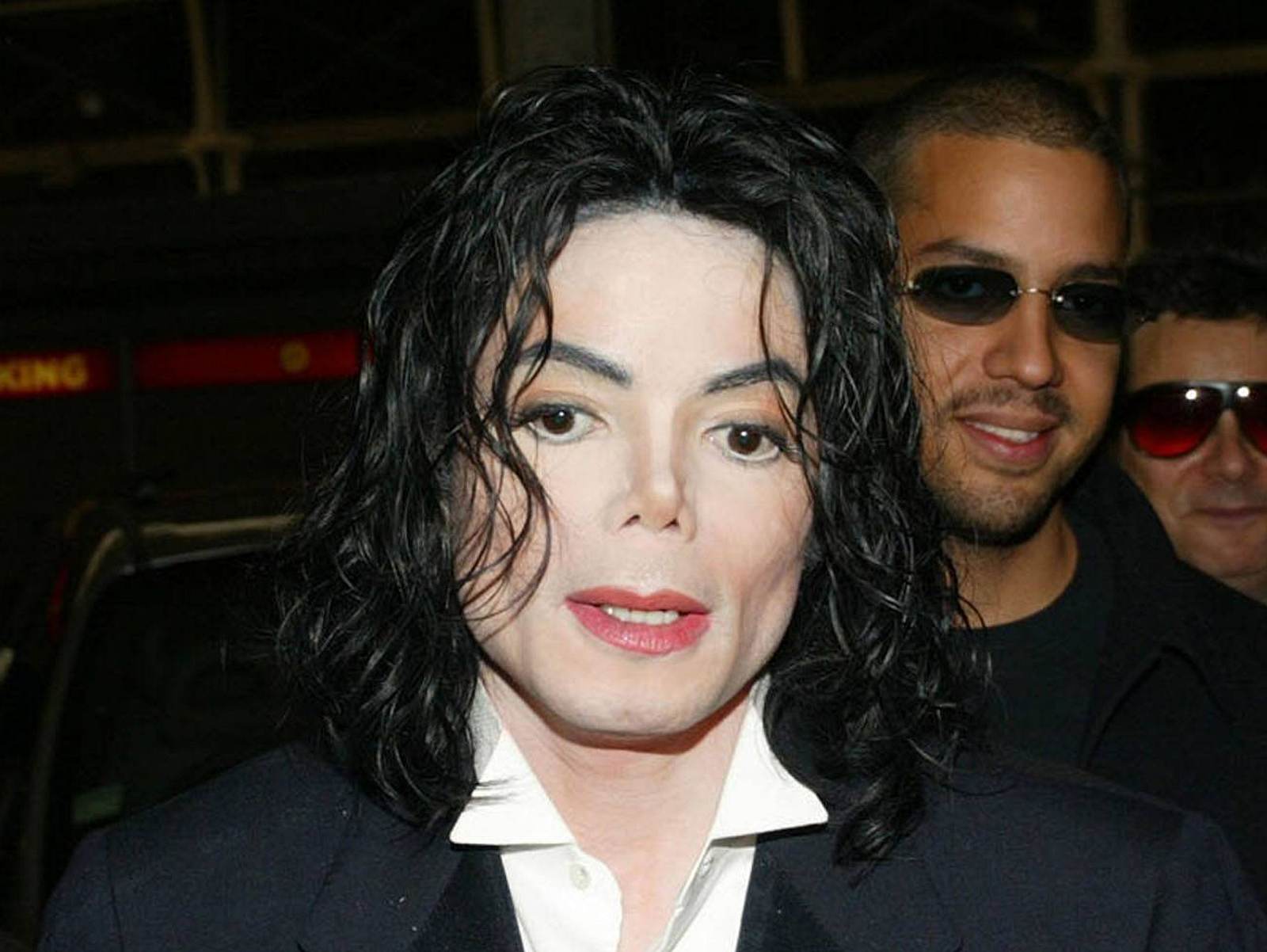 Michael Jackson († 50): Warum er 19 gefälschte Ausweise hatte | Wunderweib