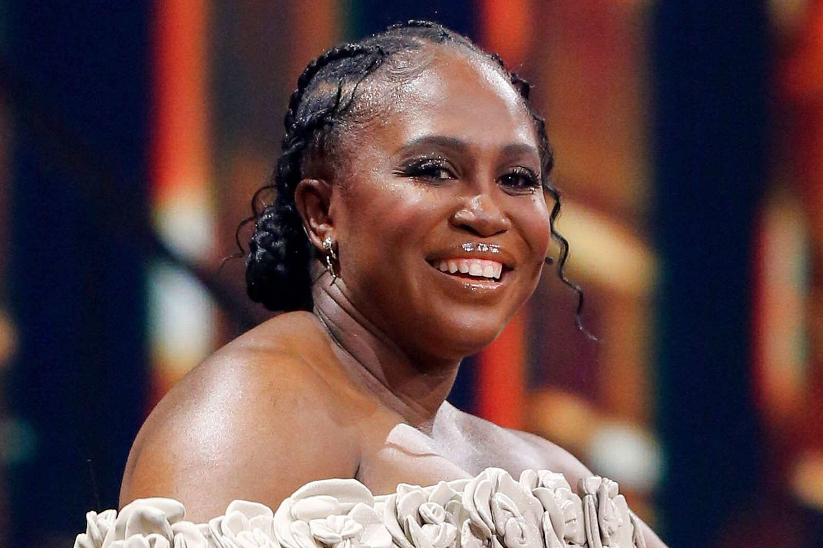 Motsi Mabuse: Ohne Perücke und ungeschminkt! So wunderschön sieht sie ...