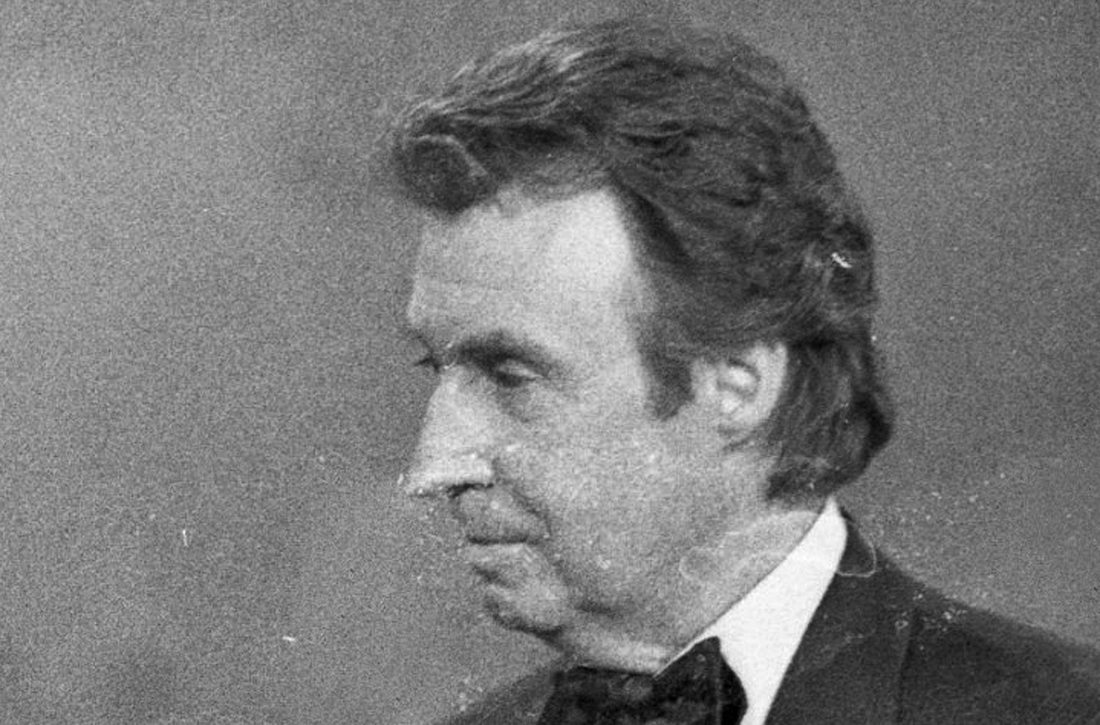 Peter Alexander (†) - Unheimlicher Todesfluch! Jetzt ist seine Familie ...