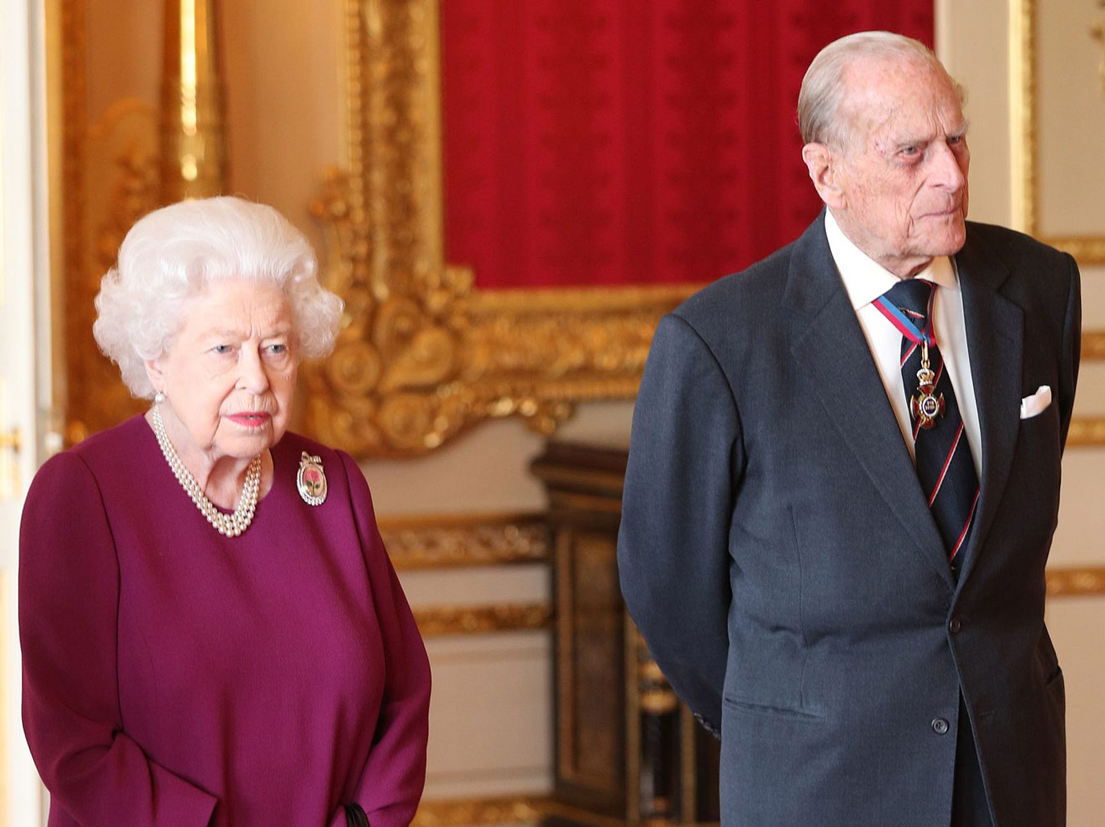 Queen Elizabeth und Prinz Philip: Ihr dunkles Familien-Geheimnis | Wunderweib