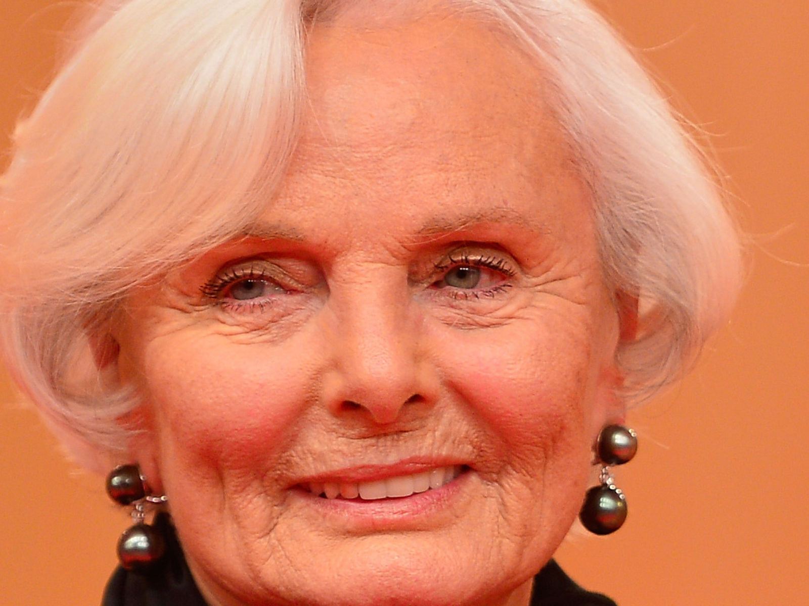 Ruth Maria Kubitschek: Ihre geheime Flucht | Wunderweib