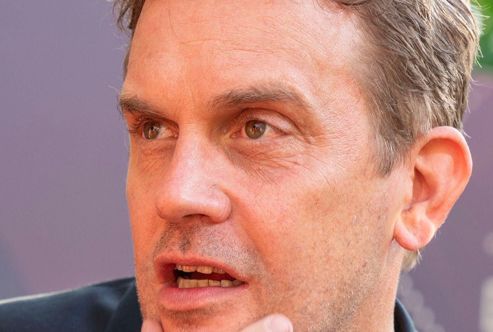 Sebastian Bezzel: Es gibt echt Schlimmeres als... | Wunderweib