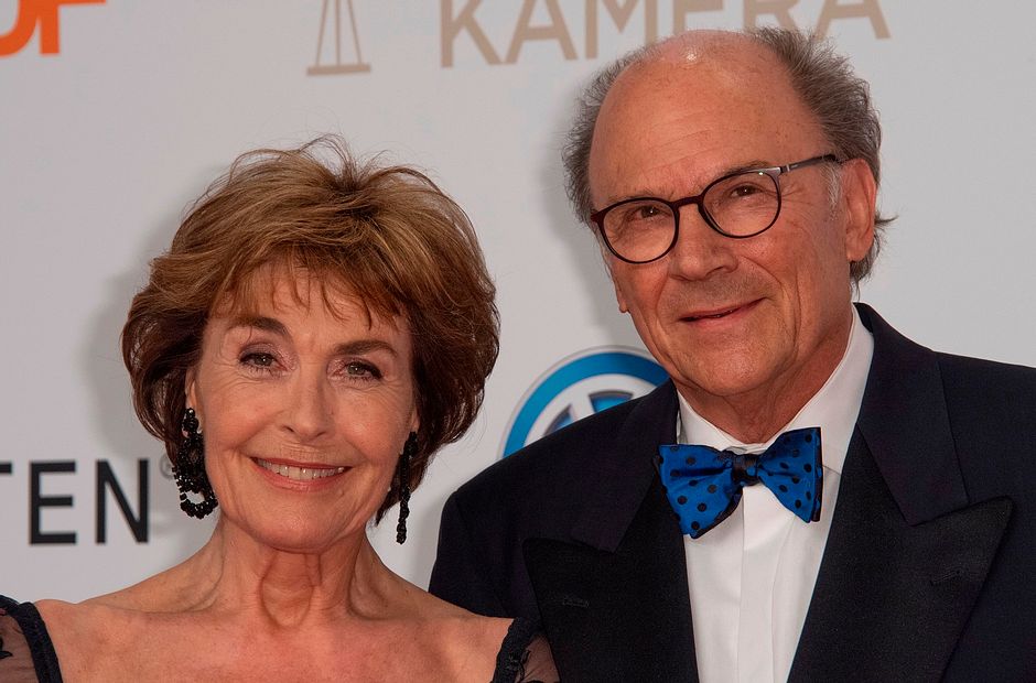 Thekla Carola Wied: Das düstere Geheimnis ihrer Kindheit! | Wunderweib