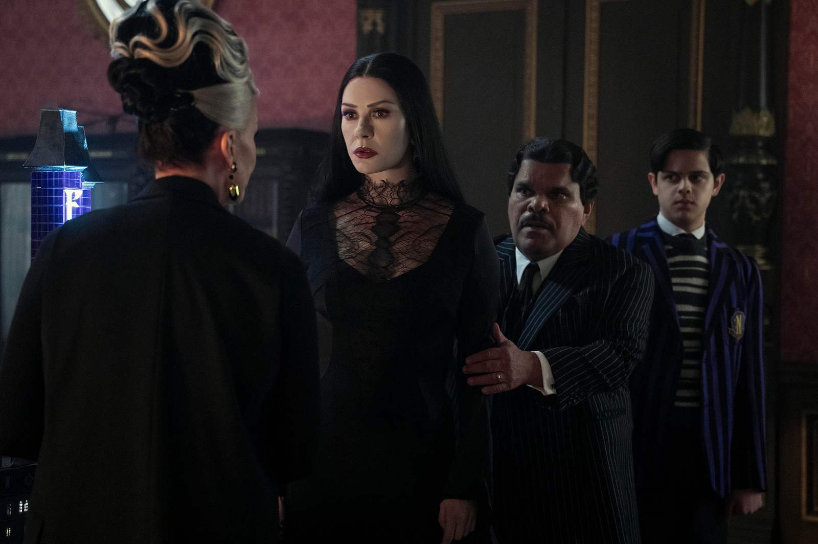 „Wednesday“ Staffel 3: So geht’s nach dem offenen Ende der 2. Staffel ...